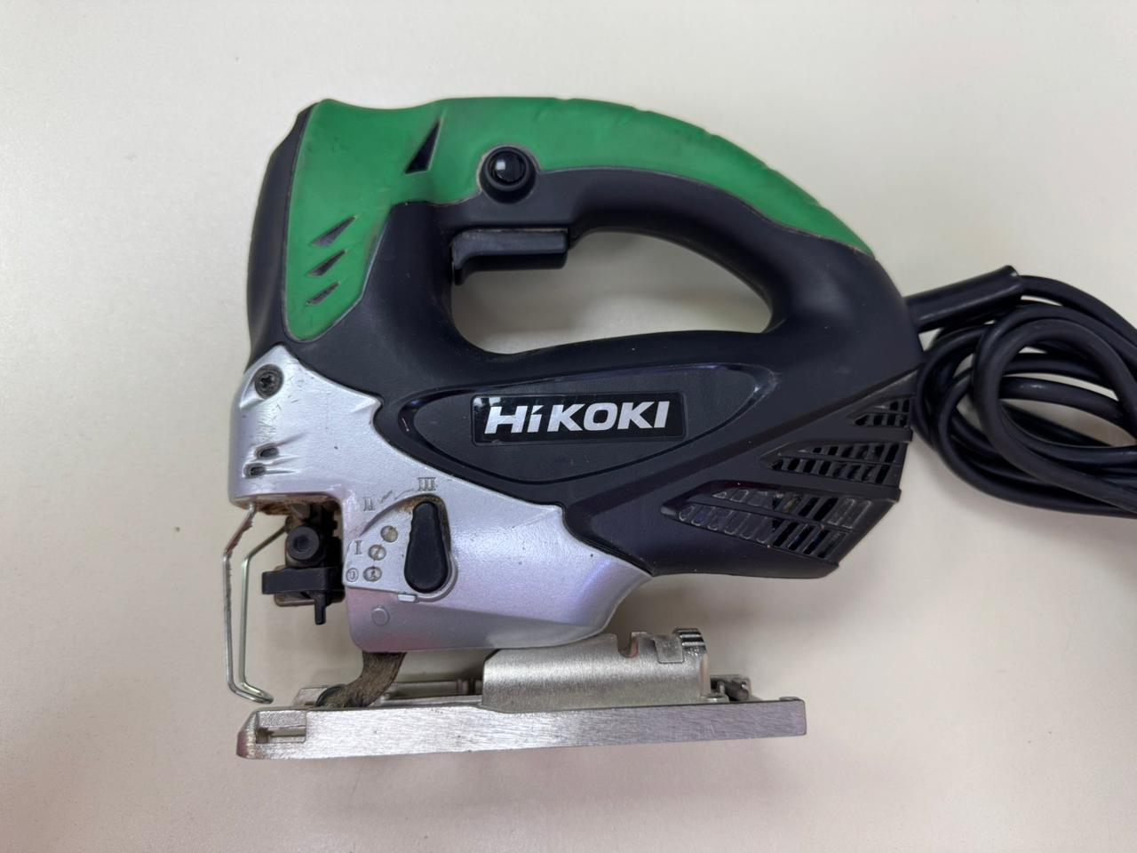 Лобзик hikoki cj90vst 705вт 3000ходов/мин от электросети cj90vstnsz б/у,уценка