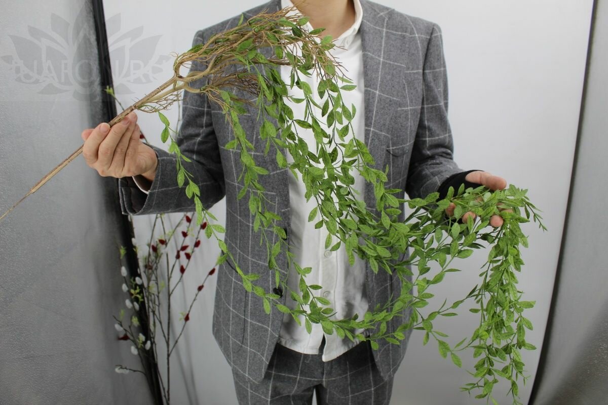 Искусственные цветы для декораторов фитостен Ива ампельная лиана для кашпо 80 см