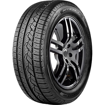 Летние автошины Nitto NT421Q 225/65 R17 106V