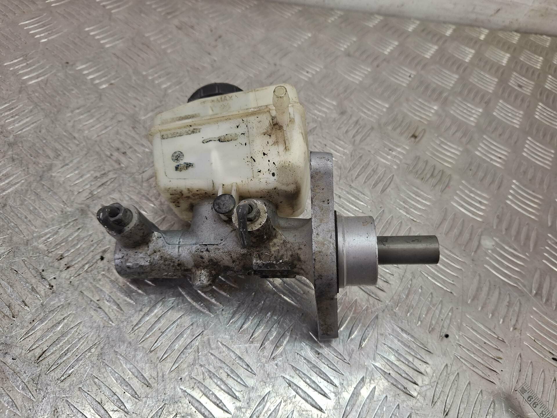 Главный тормозной цилиндр Dacia Logan (2004 - 2008) 03350890461