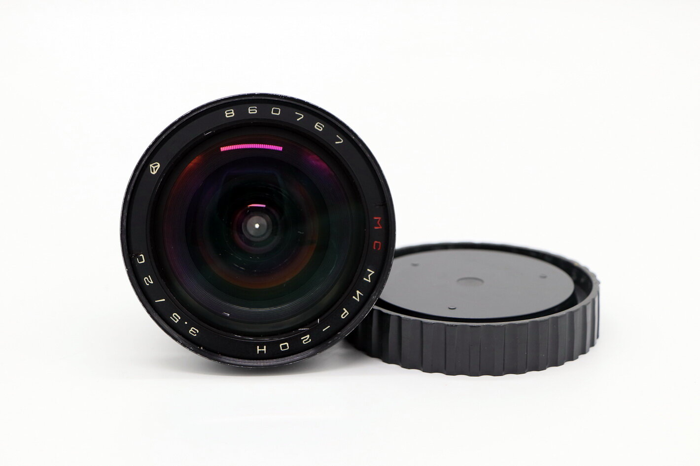 Cоветский светосильный объектив Мир-20Н МС 3,5/20