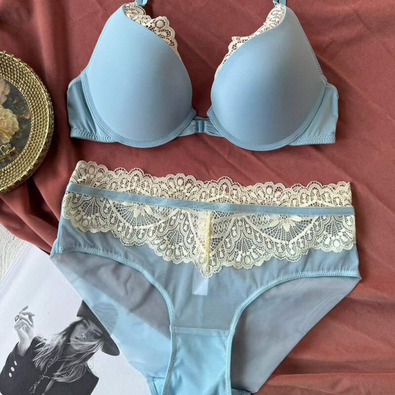 Сексуальное женское нижнее белье в европейском и американском стиле: бюстгальтер с застежкой спереди и сзади для маленькой груди, бюстгальтер пуш-ап, бюстгальтер против обвисания больших размеров, кружевной комплект. Небесно-голубой цвет.