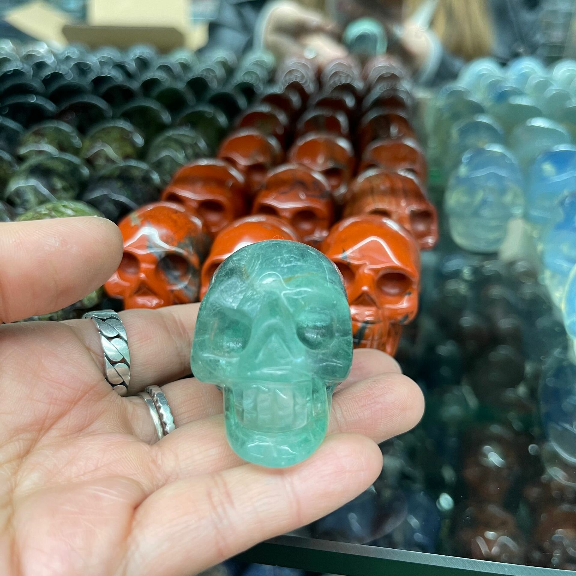 2inch Нефритовый Резной Череп Натуральный Необработанный Камень Полированный Призрачный Голова Хэллоуинское Украшение Кристальный Череп Орнамент