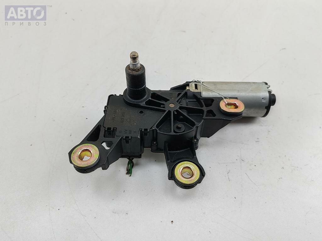 Двигатель стеклоочистителя заднего (моторчик дворников) Skoda Octavia mk1 (A4 1U) 1996-2010