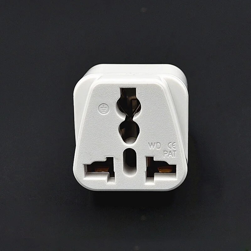 Universal AC Travel Adapter — фото 1