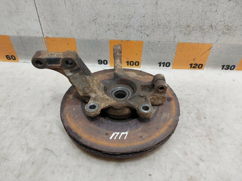 Б/У В сборе со ступицей, ступица Кулак поворотный Nissan Note 2007 E11 Перед. Прав. 475520 NISSAN арт. 40014AX600