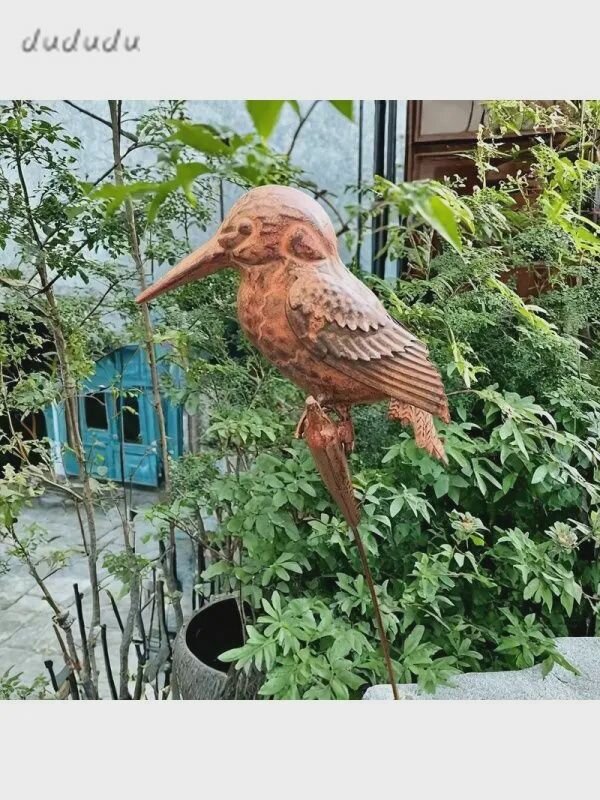 Фигурка садовая