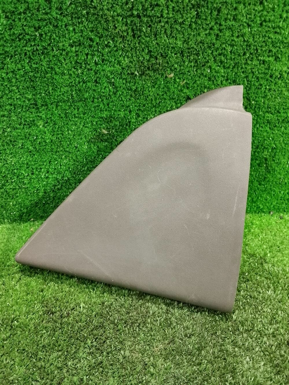 Уголок двери задний правый Chevrolet Cobalt II Б/У с пробегом