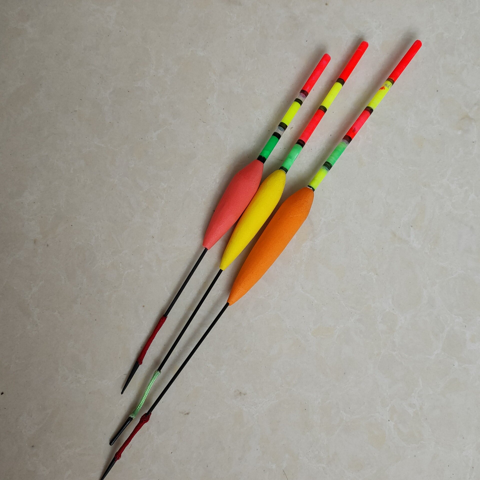 Производитель плавающих губок, поставщик мягких хвостовых поплавков для рыбалки, оптовая продажа ветроустойчивых губчатых поплавков