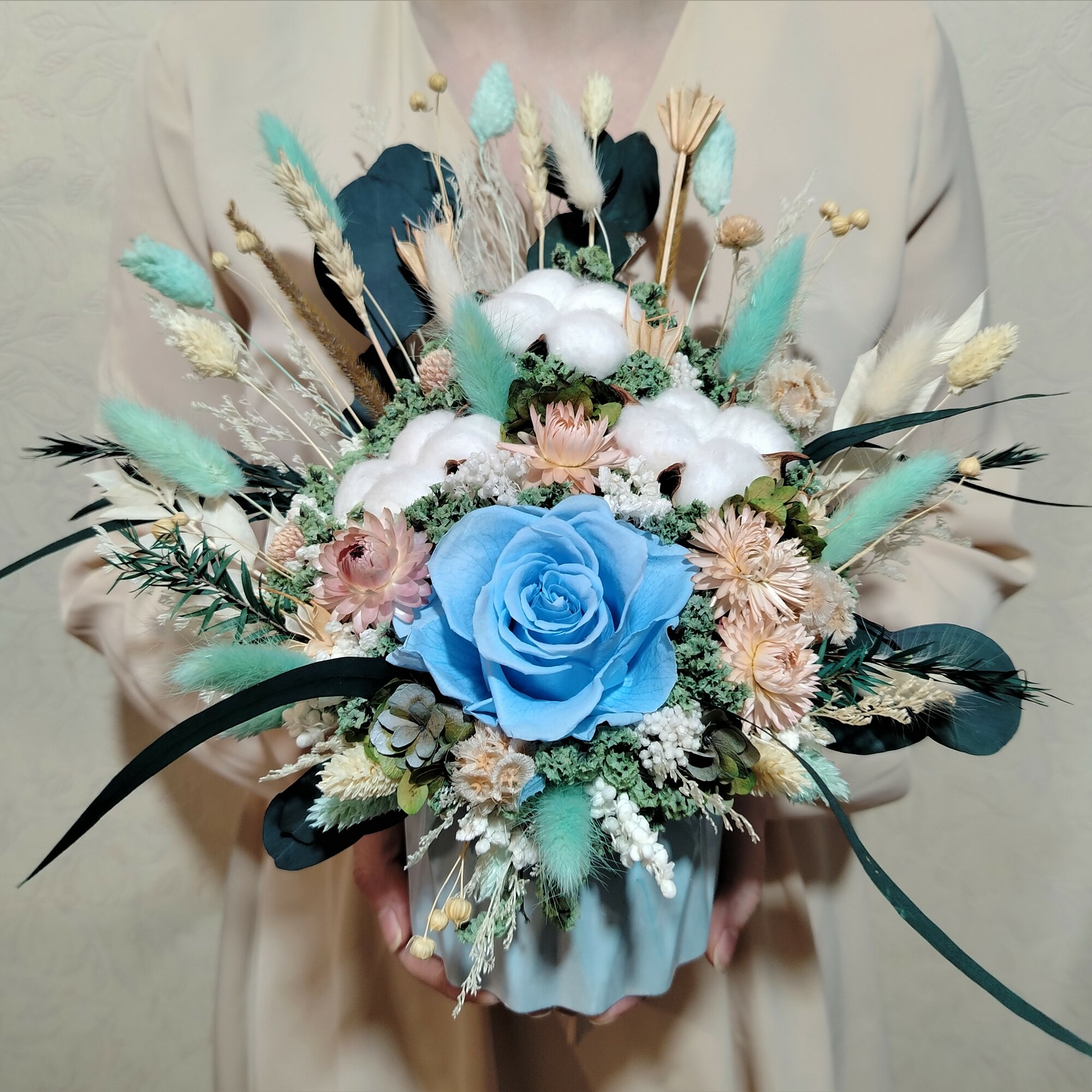 Композиция Floral Accord, бирюзовая, сухоцветы и стабилизированные цветы, 23x23х23 см