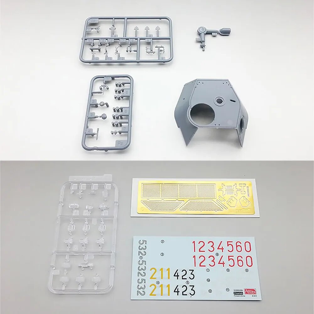 Amusing Hobby 35A002 1/35 Броневик VK3002(БТР) Германия Вторая мировая — фото 1