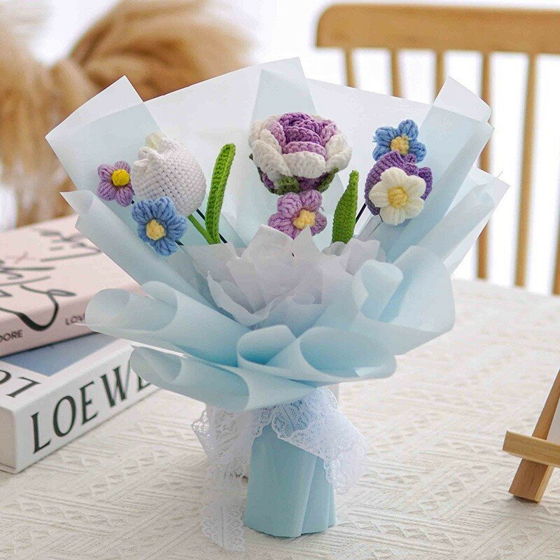 Подарок на День святого Валентина: букет из ландышей, тюльпанов и роз; цветы, засушенные пряжей и связанные своими руками; подарок на выпускной; подарок на Международный женский день.