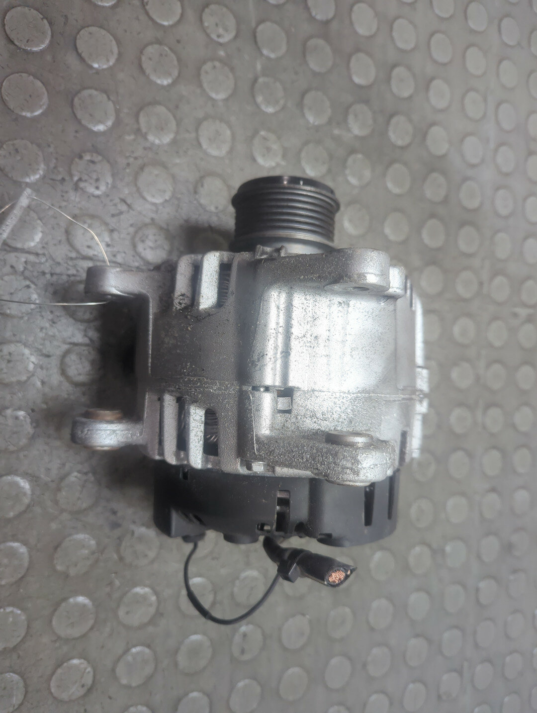 Генератор Audi A3 (8P) Б/У