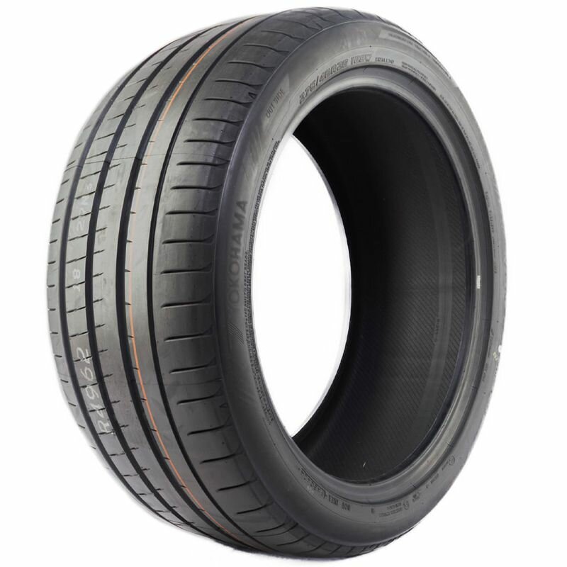 Шины Yokohama Advan Sport V107E, летняя, 275/35, R23, TL, 108Y, высота профиля 35