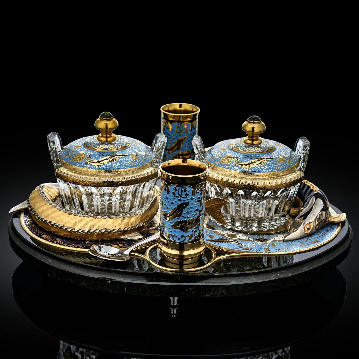 100402 Златоуст икорница "осетры" 2 стопки орнамент эмаль