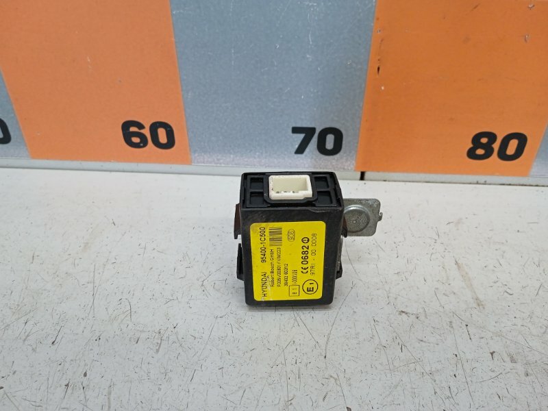 Б/У Хендай Гетц Блок иммобилайзера Hyundai Getz 2003 TB 237691 Hyundai-KIA арт. 954001C500