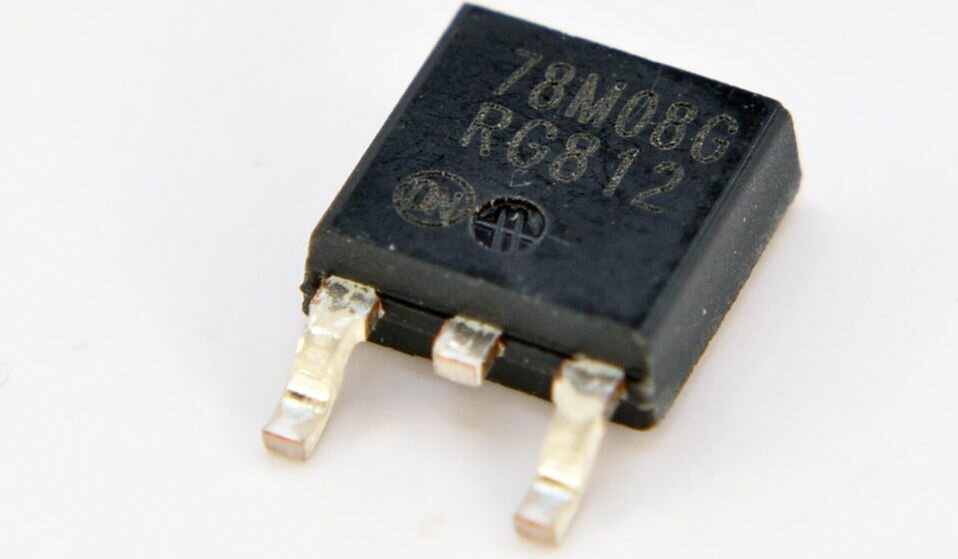 Микросхема ONSEMI 78M08CDT Микросхема стабилизатора напряжения +8В с макс. током 0,5А в корпусе TO252/DPAK 1шт