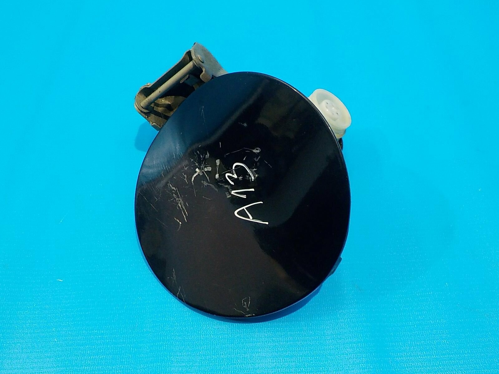 Лючок бензобака SUZUKI Grand Vitara 3 2005-2015 6432065J12 - Б/У