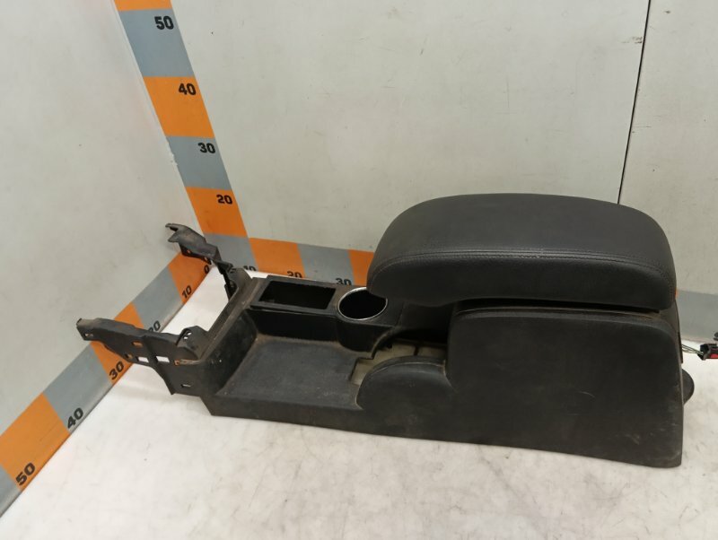 Б/У Форд Мондео 3 Подлокотник Ford Mondeo 2006 3 302054 FORD арт. 1339904