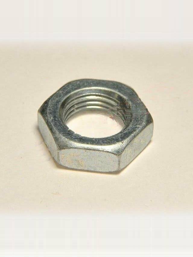 Гайка М16*1,5*8 S24 рулевого колеса (10791411)
