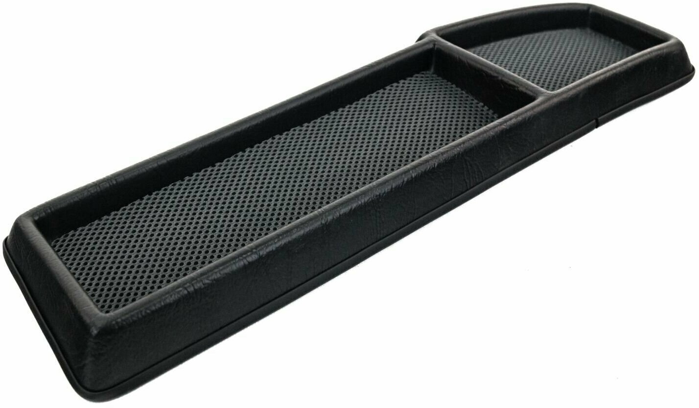 Полка-накладка приборной панели пластиковая на ВАЗ 2105, 2107