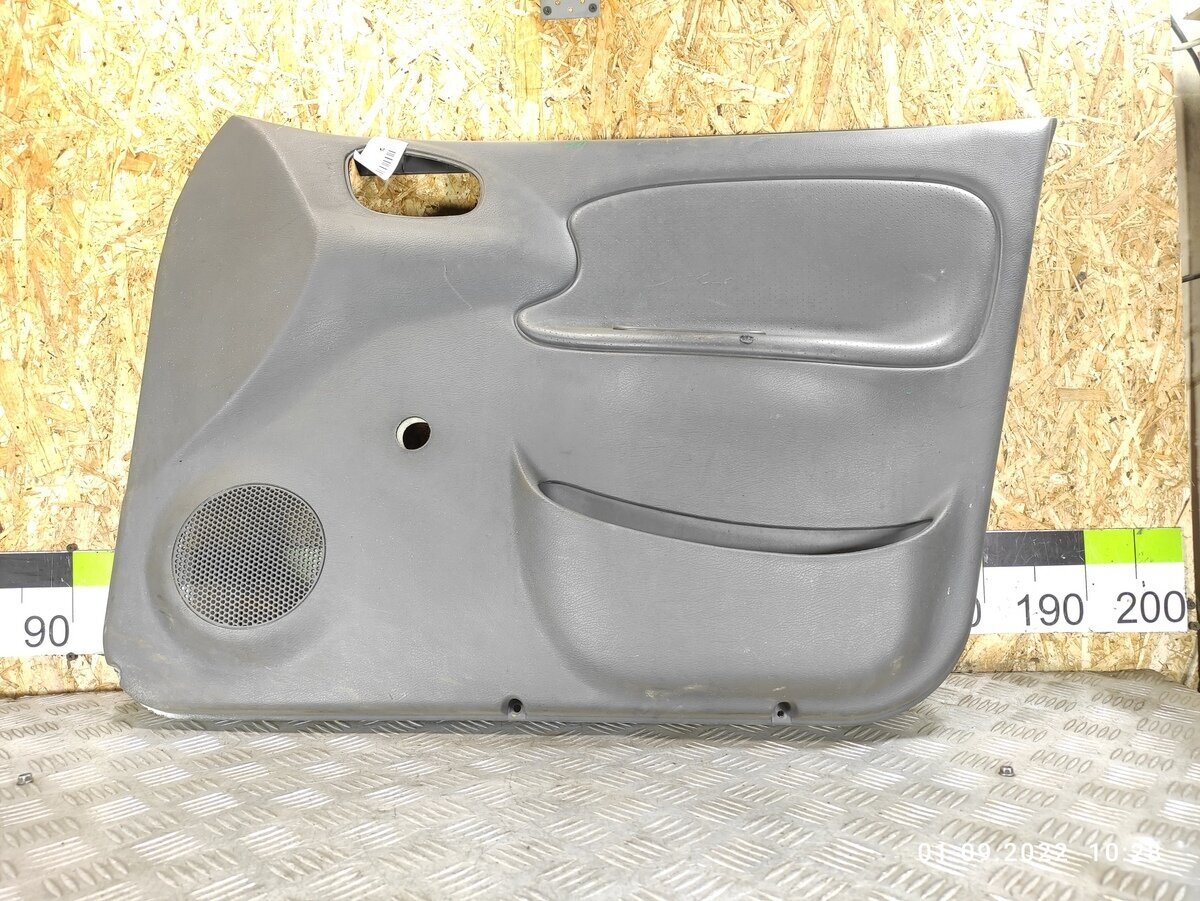 Обшивка двери передней правой CHEVROLET Lanos 2004-2010 96304795