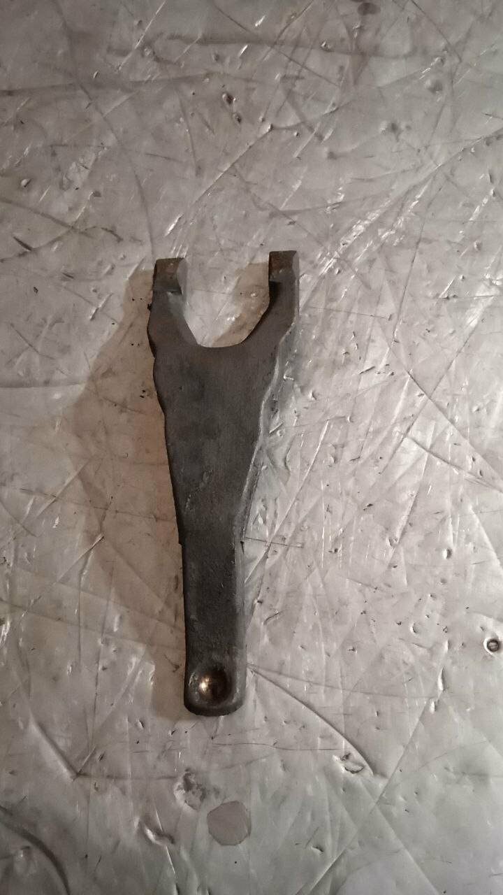 Вилка сцепления Mazda 6 2004