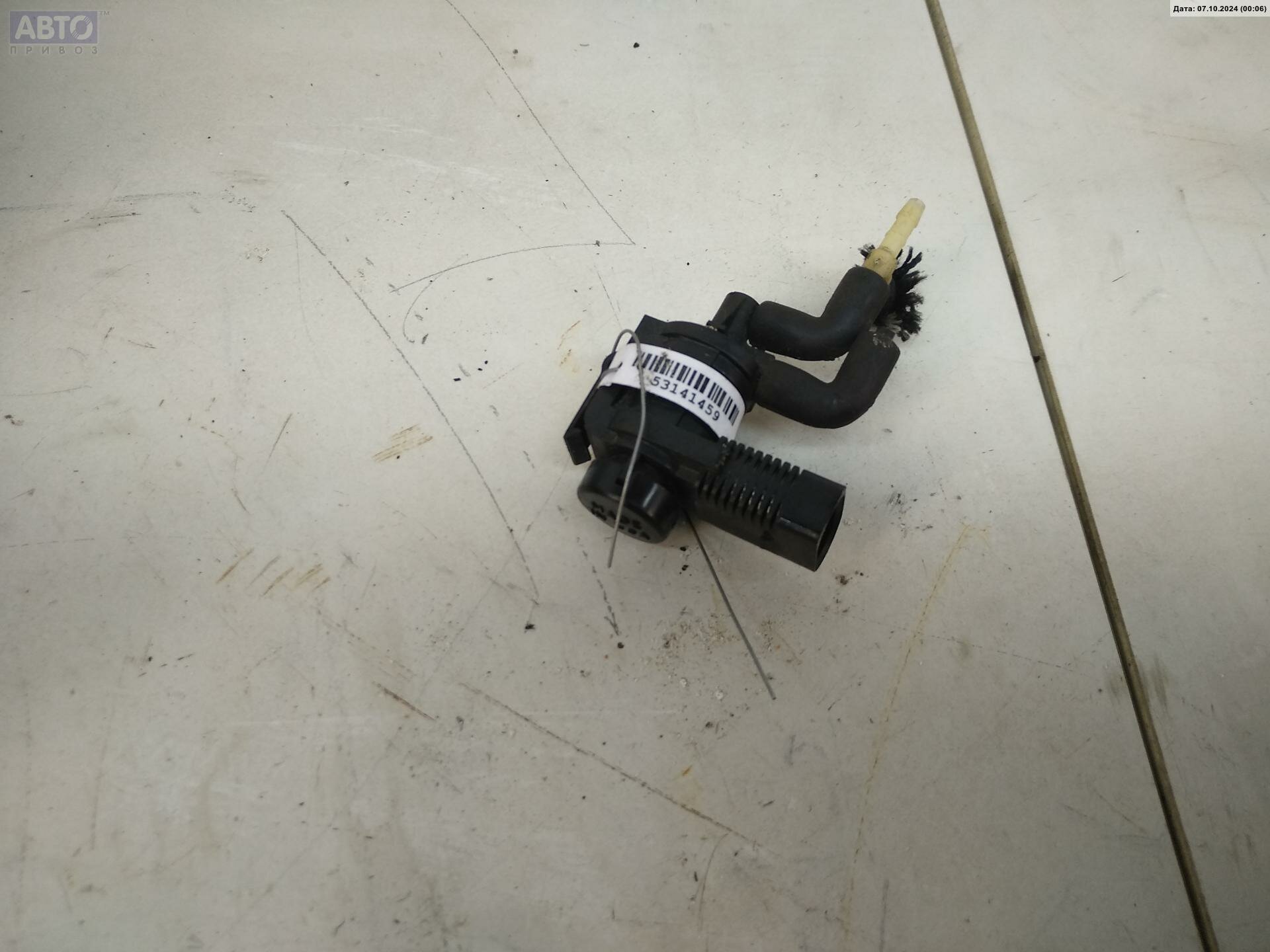 Клапан управления турбиной (актуатор) Volkswagen Passat B5