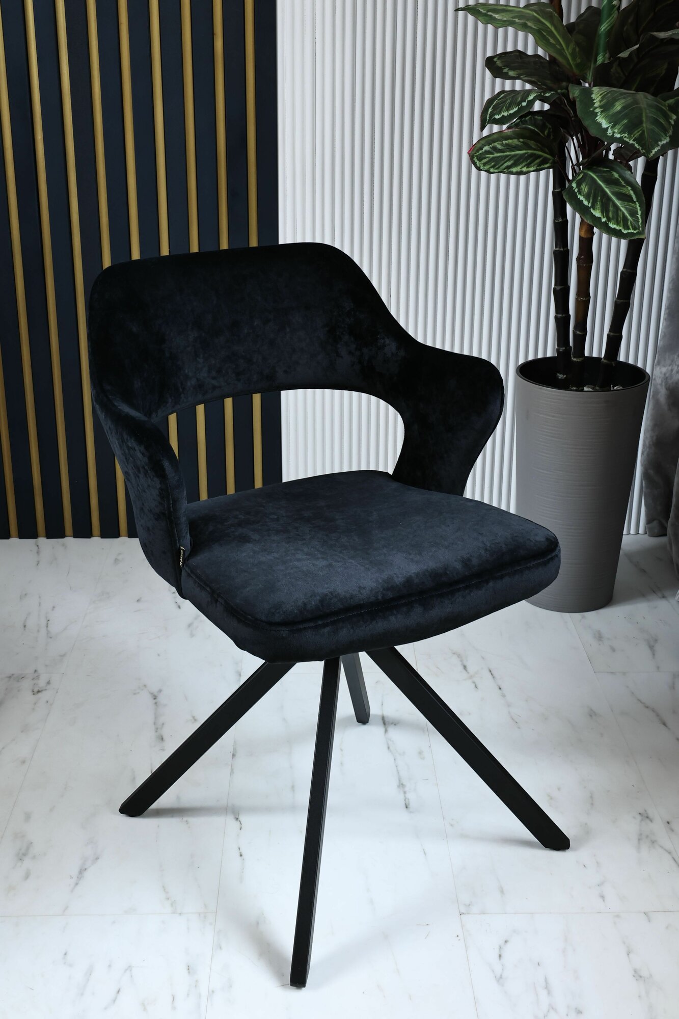 Стул кресло Boston со спинкой и поворотным механизмом, черный