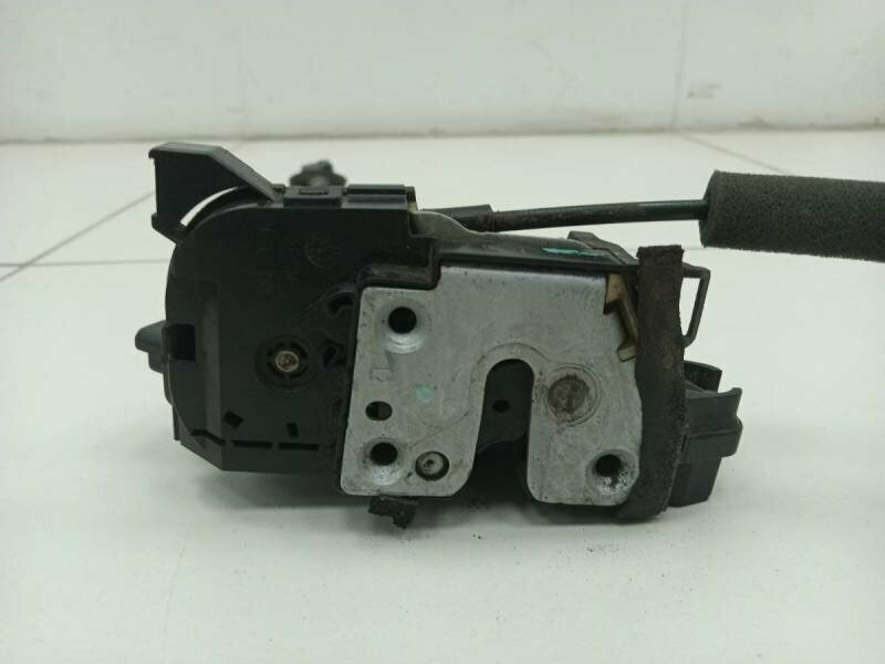 Замок двери задней левой Renault Fluence 2010-2017 кат.номер: 825030016R