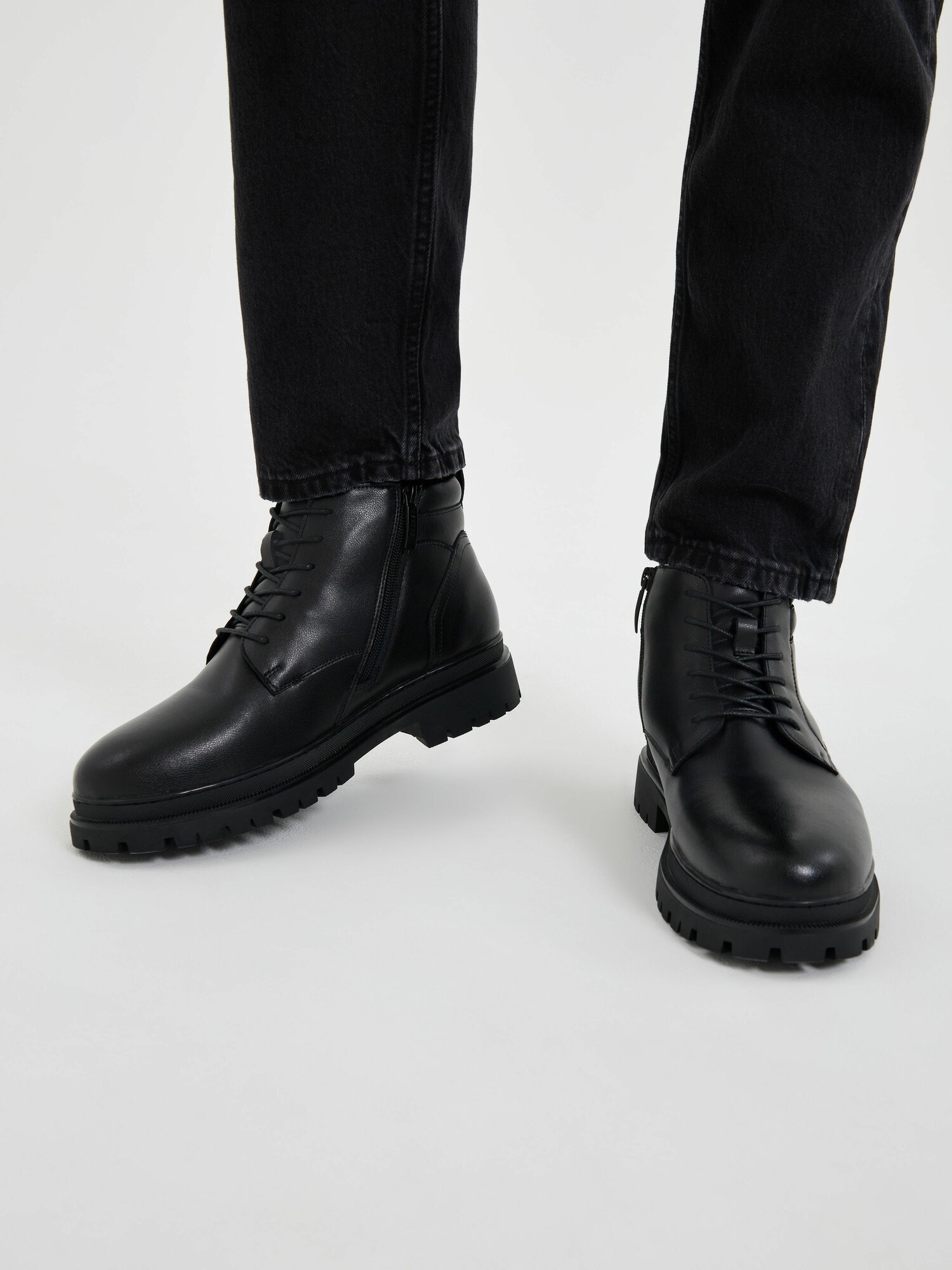 Ботинки дерби