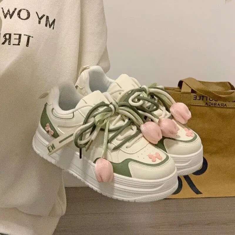 Кроссовки White Shoes