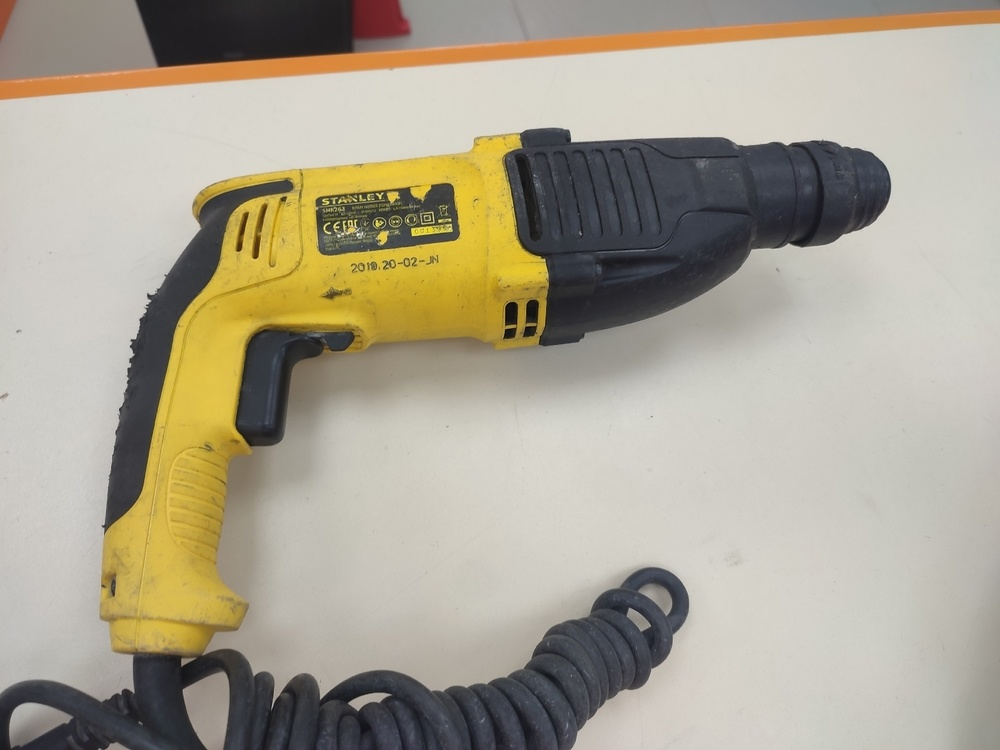 Перфоратор Dexter SDS-plus Stanley Fatmax FMER524K, 780 Вт, 3.1 Дж От сети 220В, Б/У, Уценка