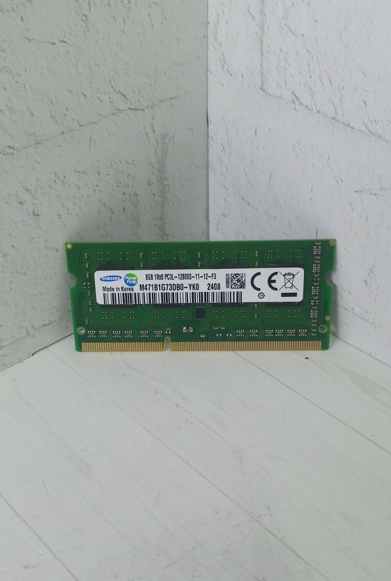 Оперативная память DDR3L Samsung 8Гб M471B1G73DB0-YK0