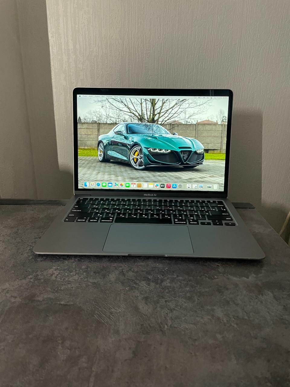 13.3" Ноутбук Apple MacBook Air 13 2020, Intel Core i5 1.1 ГГц, RAM 8 ГБ, SSD 256 ГБ, Intel Iris Plus Graphics, macOS