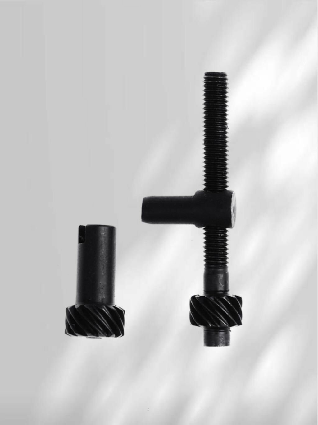 Натяжитель цепи для китайской бензопилы