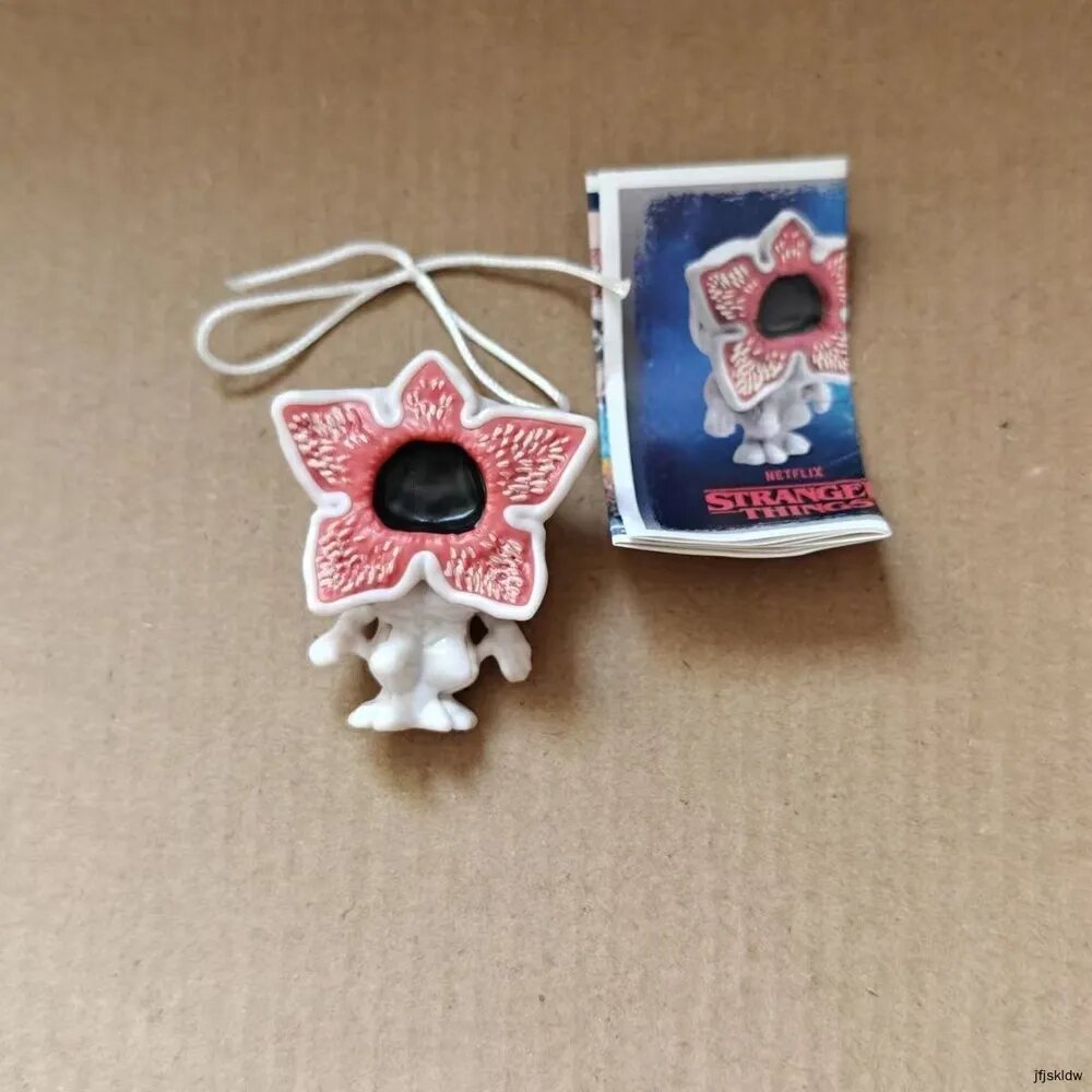 Игрушка для совместной работы Яйца Киндер-сюрприза и Очень странные дела 2