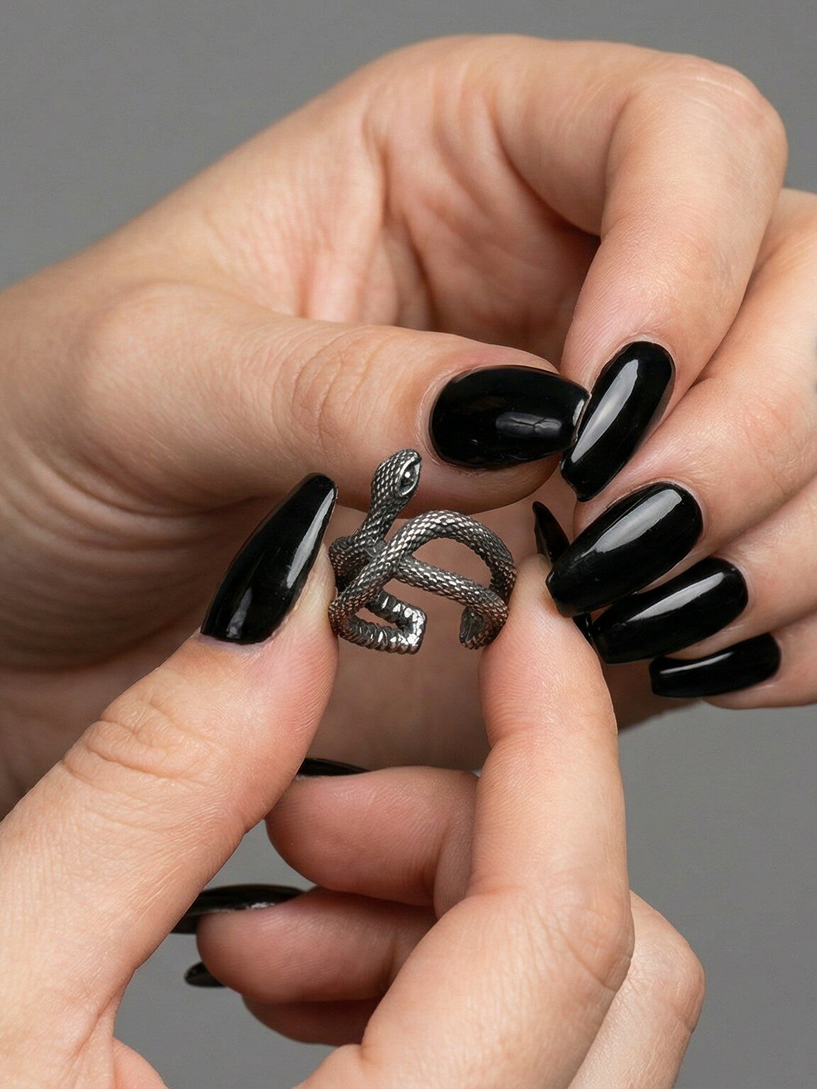 Моносерьга кафф, славянский оберег