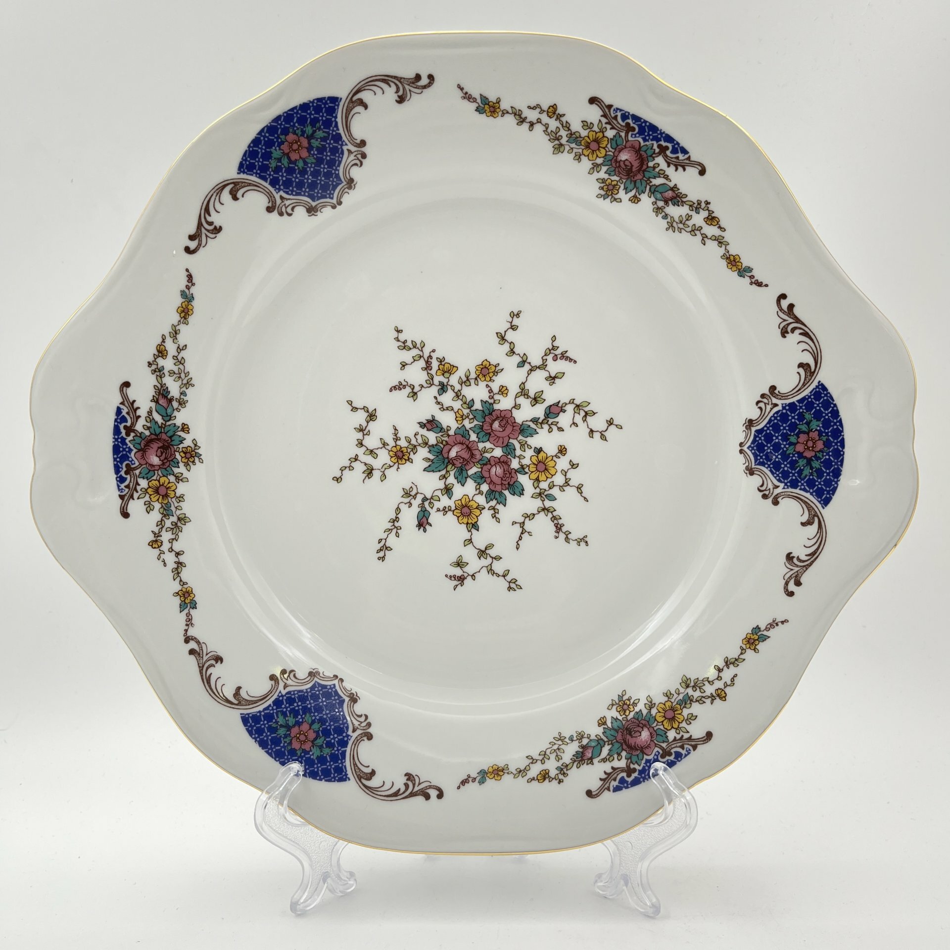 Блюдо с цветочным декором, фарфор, деколь, золочение, Bohemia (Neurohlau), Чехословакия