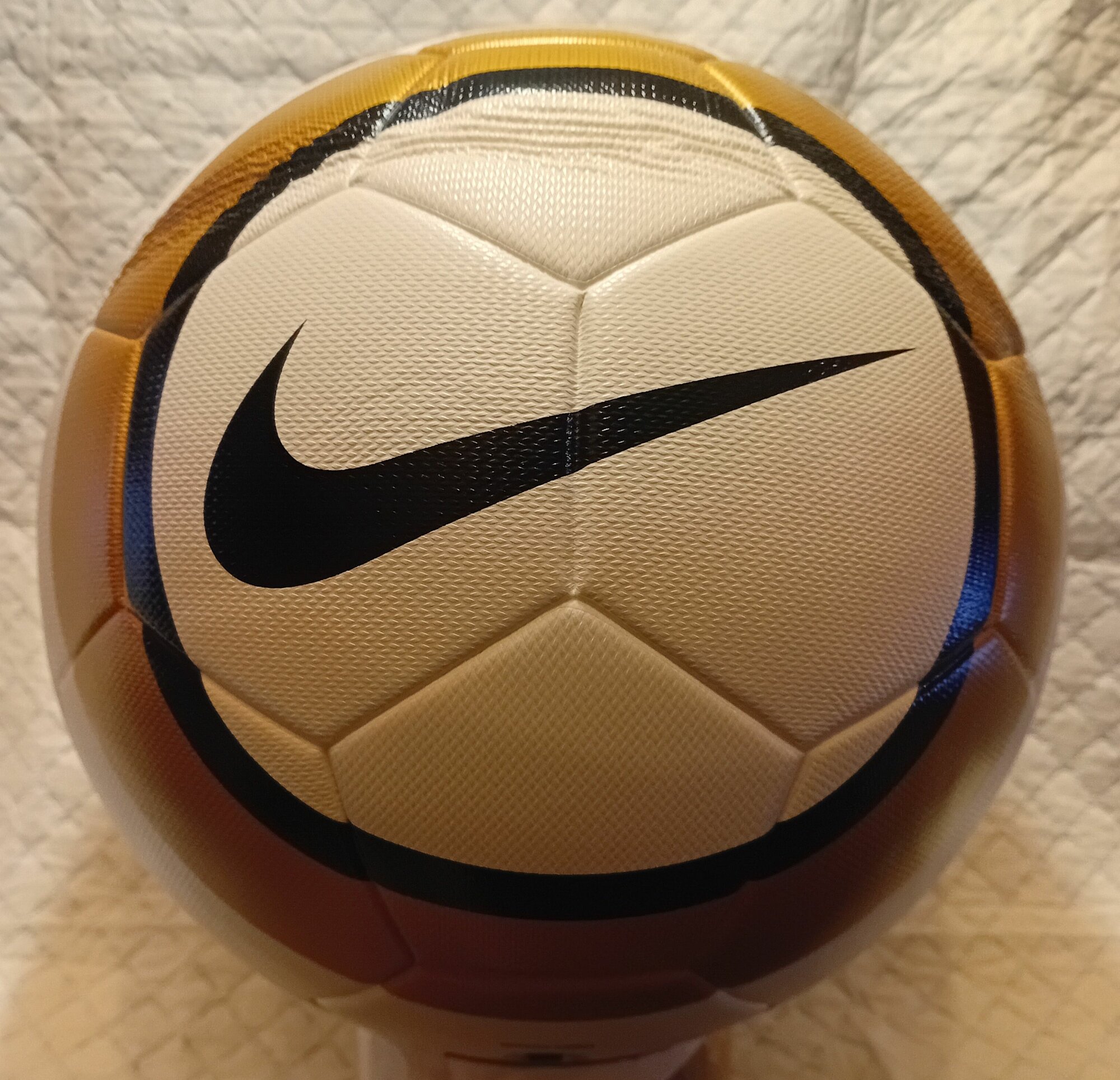 Футбольный мяч Premier League Flight Ball 24/25 FZ3033-1015. Размер 5, 5 слоёв ( игла в подарок )