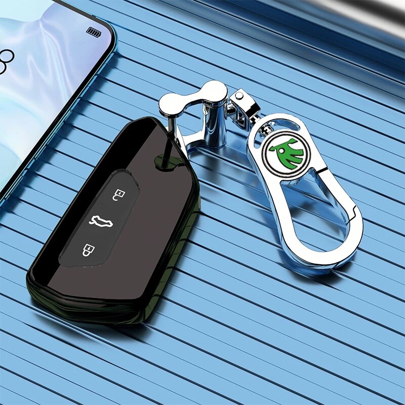 Чехол для ключа с металлическим креплением для Skoda Octavia, классический черный, защитный чехол, модель 2025