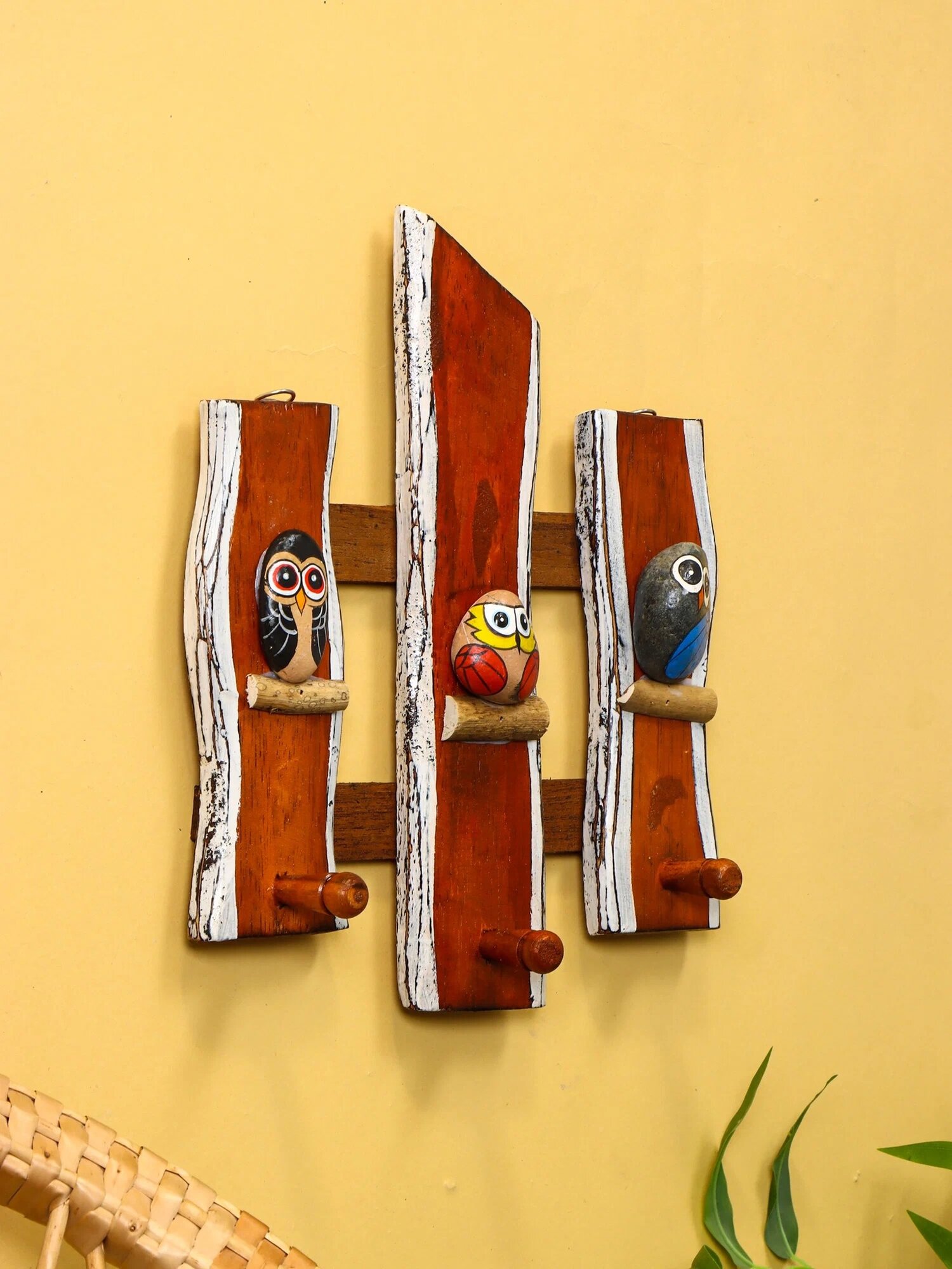 Вешалка «Совята», дерево Албезия, 23 x 6 x 33 см, цвет коричневый