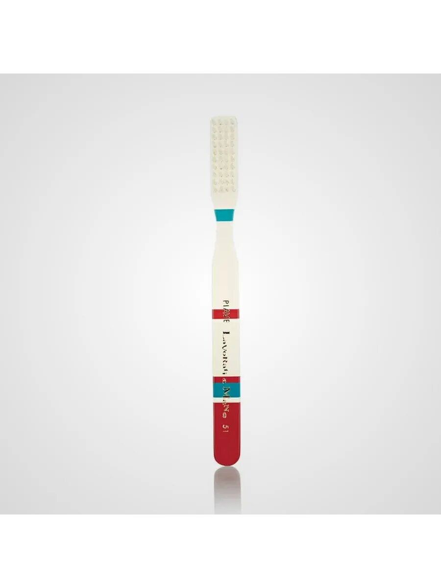 PIAVE LaVoRati a MaNo 51 Toothbrush Зубная щетка 1 шт