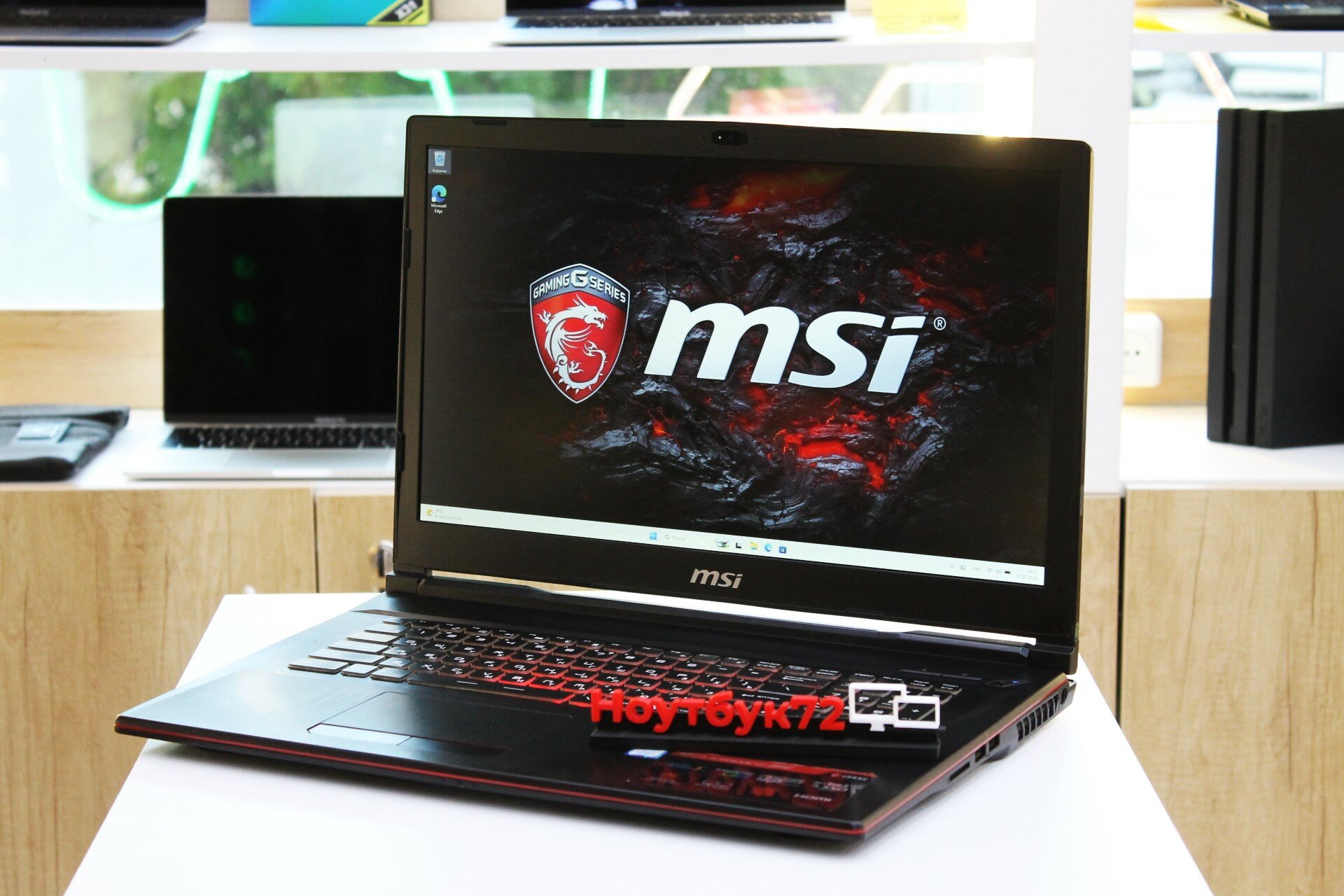 Ноутбук MSI GP73 Leopard 8REMC 17C5/core i7-8750H/8/GTX1060/512/Win11