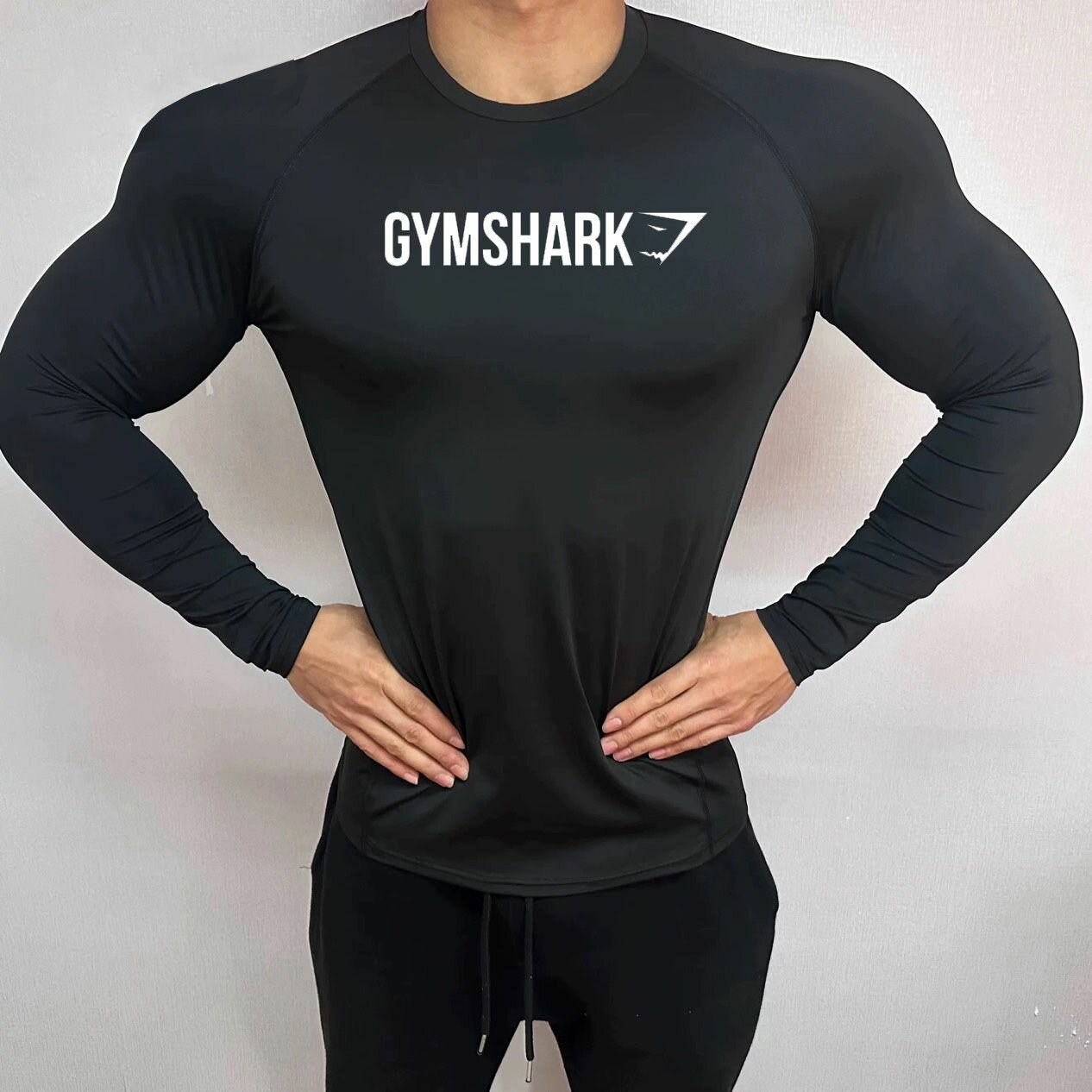 Фитнес-одежда Shark, спортивная облегающая, быстро сохнущая, эластичная футболка с коротким рукавом, дышащая, впитывающая пот, для тренировок по бодибилдингу, подчеркивающая мышцы для мужчин