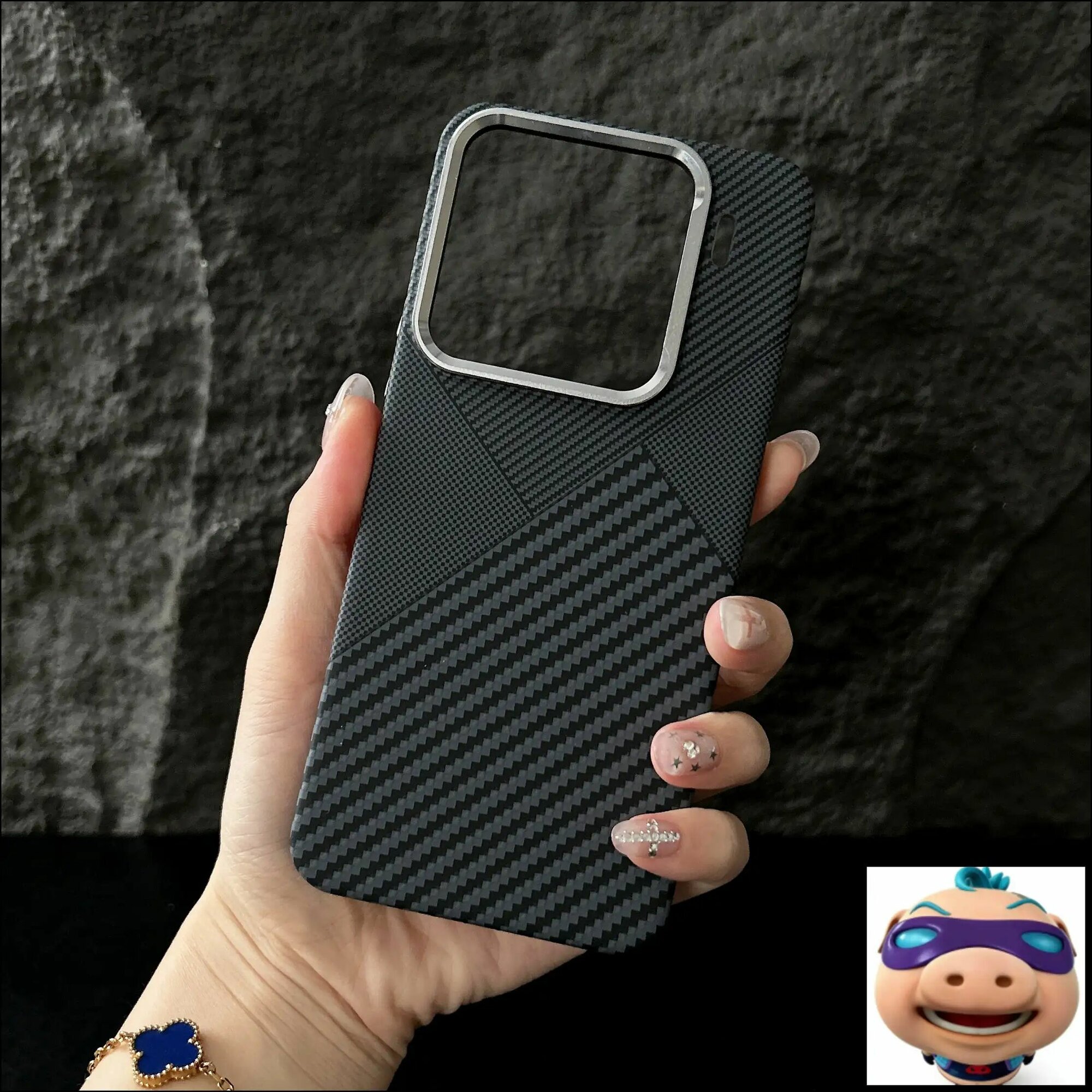 Чехол для Xiaomi 14 6.36" , карбоновый текстурный, с поддержкой MagSafe, ультратонкий, защитный