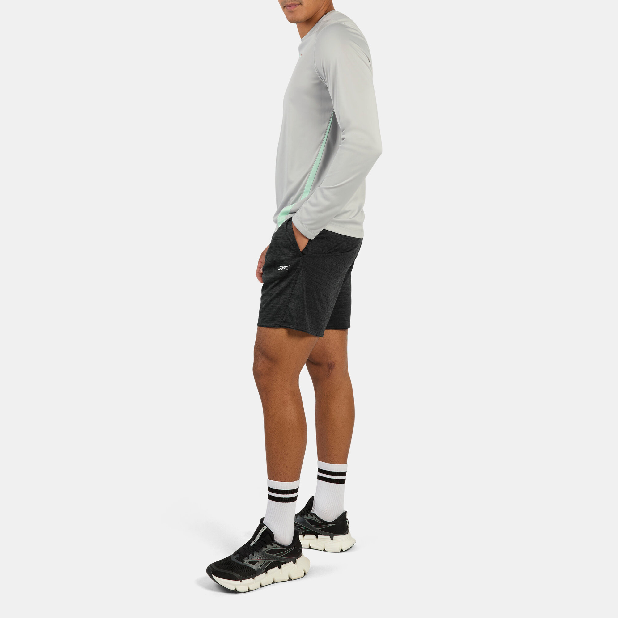 Шорты спортивные Reebok ID TRAIN KNIT, размер 2XL INT, черный — фото 1