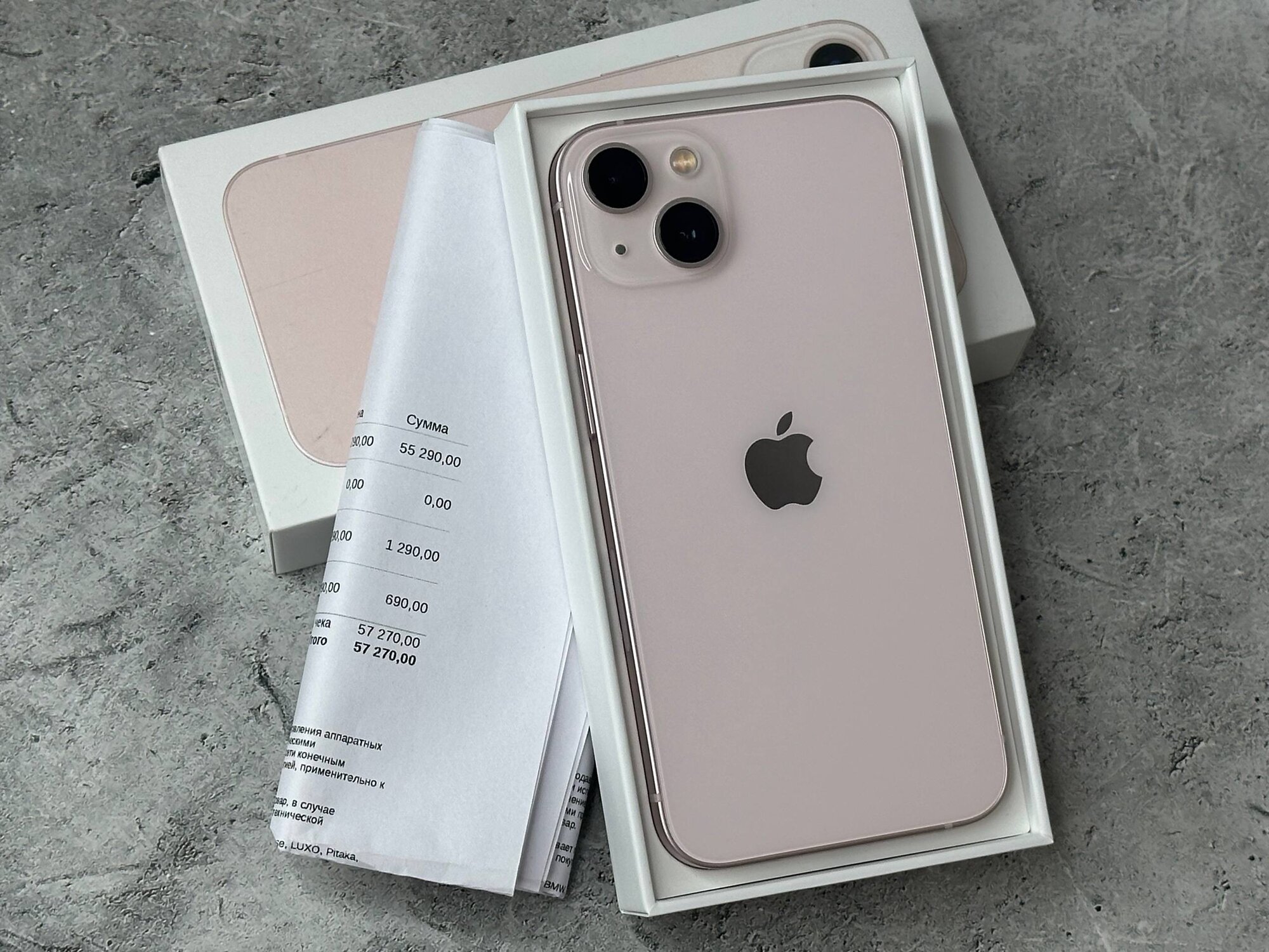Смартфон Apple iPhone 13 128GB, Dual: nano SIM + eSIM, розовый