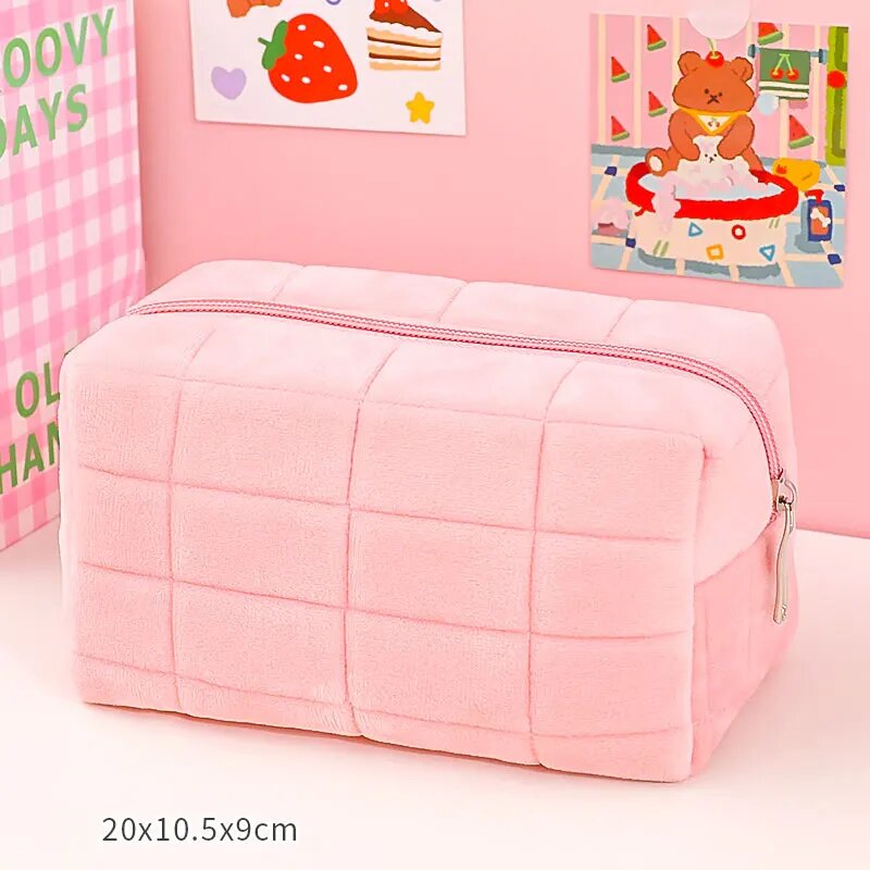 Розовый пенал-косметичка из альпаки 20x10.5x9см