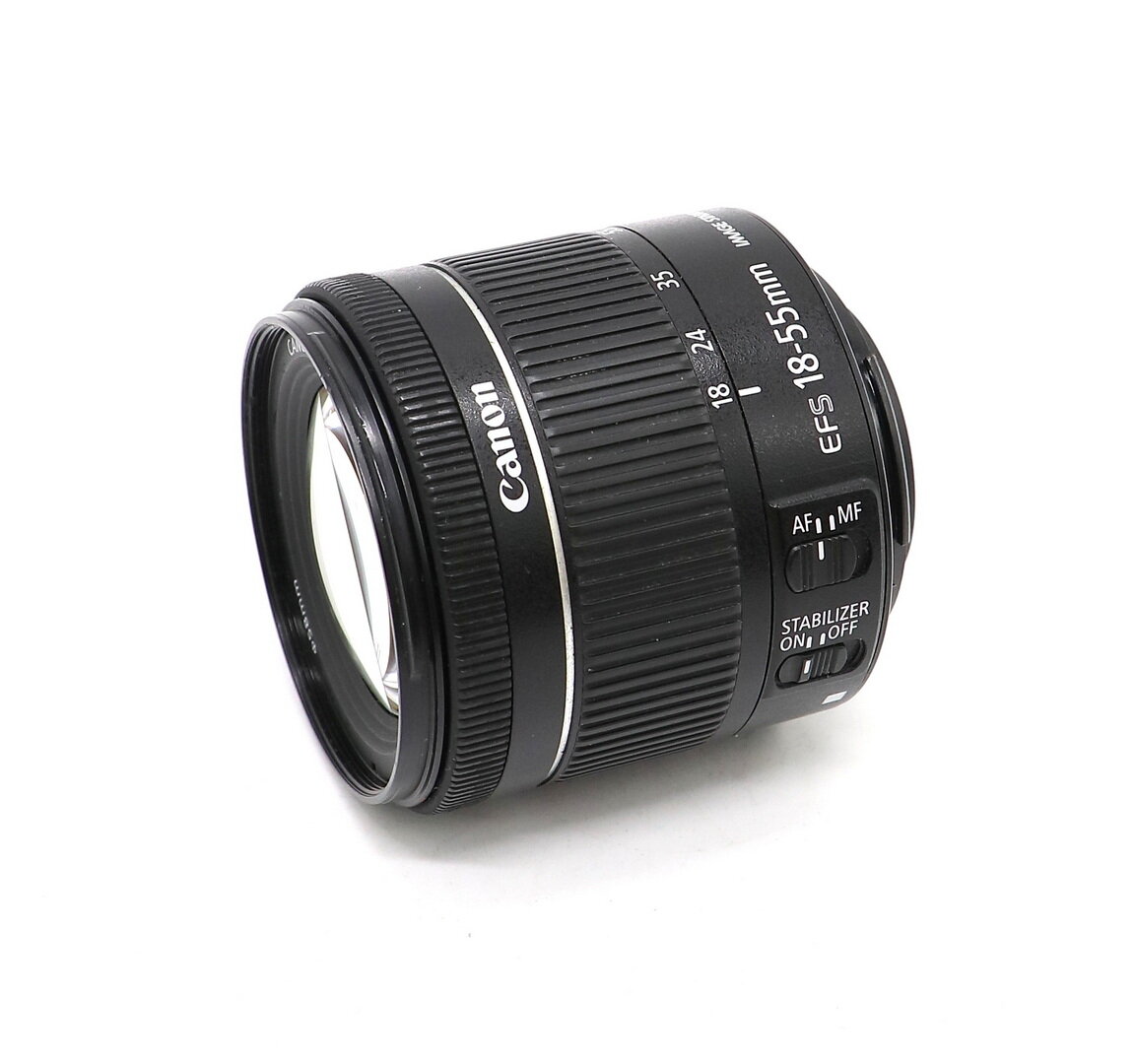 Зум-объектив Canon EF-S 18-55mm 4-5.6 IS STM